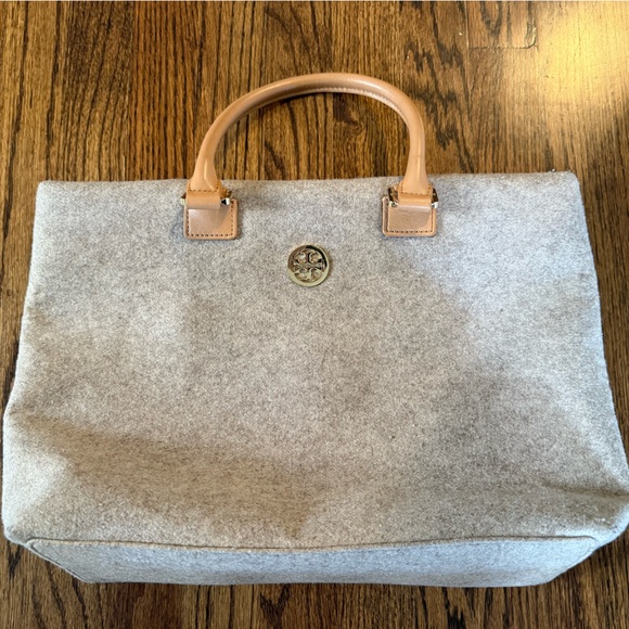 Tory Burch | Bags | Tory Burch Dana Grayish Beige Woolleather Tote Bag ...
